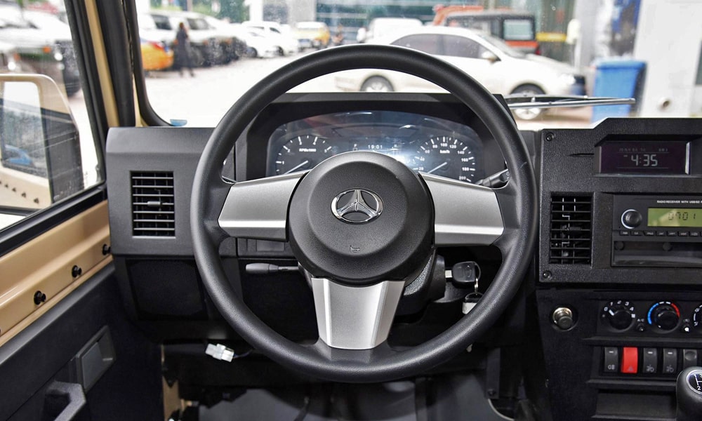 BAW 212 2025 - фото в новом кузове, фото салона и интерьера