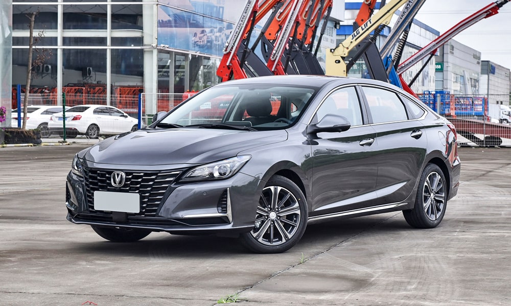 Changan Raeton CC 2026 - фото в новом кузове, фото салона и интерьера