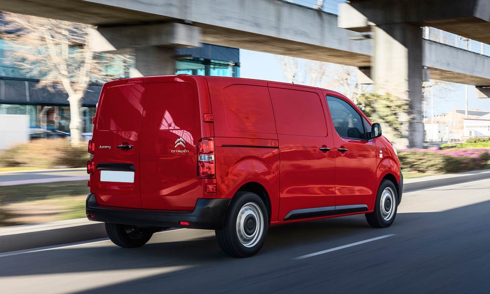 Citroen Jumpy 2025 - фото в новом кузове, фото салона и интерьера