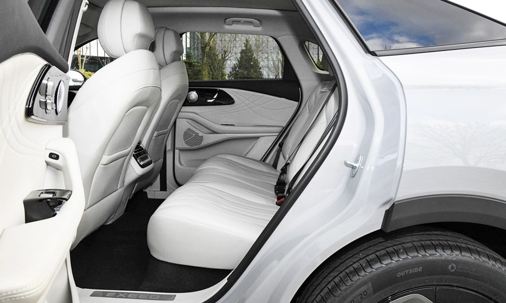 EXEED RX 2025 - фото в новом кузове, фото салона и интерьера