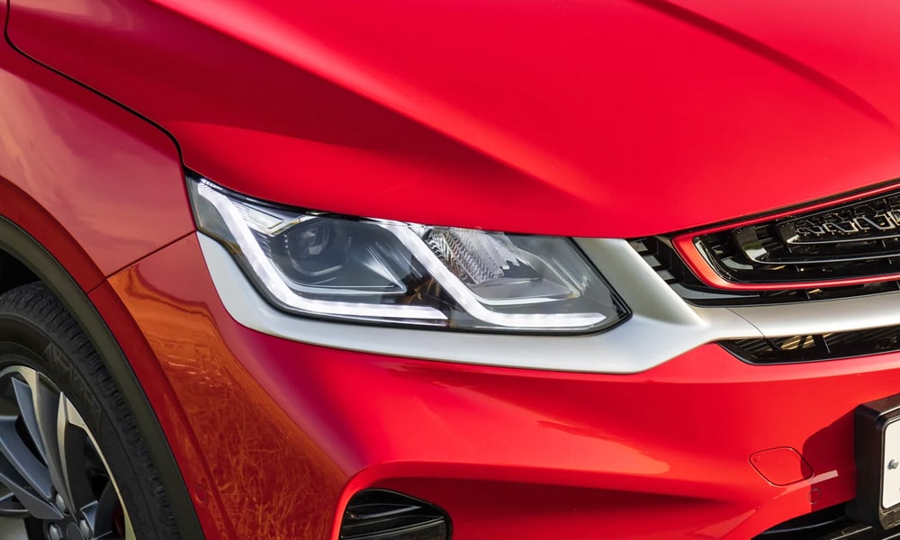 Geely Belgee X50 2025 - фото в новом кузове, фото салона и интерьера