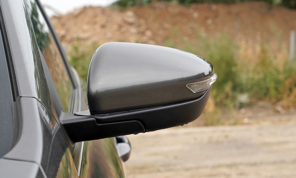 Geely Binray 2025 - фото в новом кузове, фото салона и интерьера