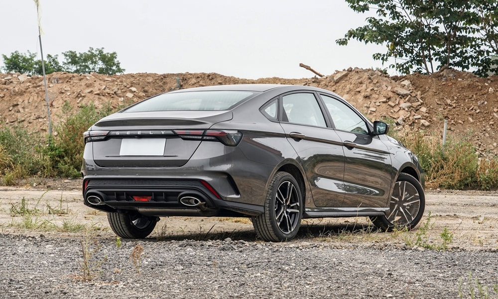 Geely Binray 2025 - фото в новом кузове, фото салона и интерьера