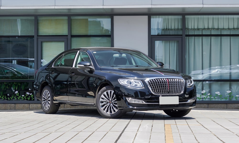 Hongqi H7 2025 - фото в новом кузове, фото салона и интерьера