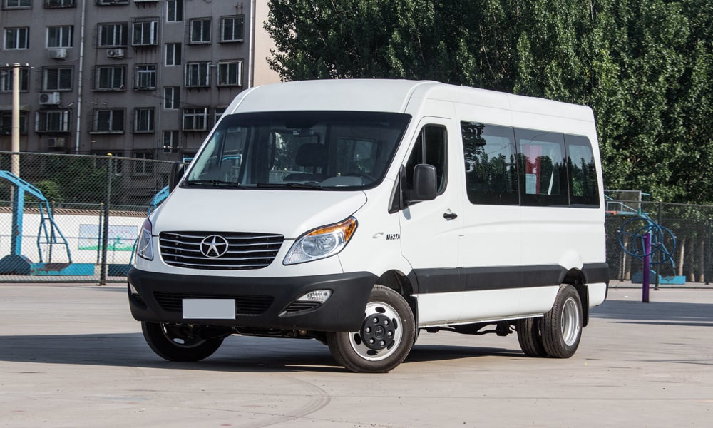 JAC Sunray 2023 - фото в новом кузове, фото салона и интерьера