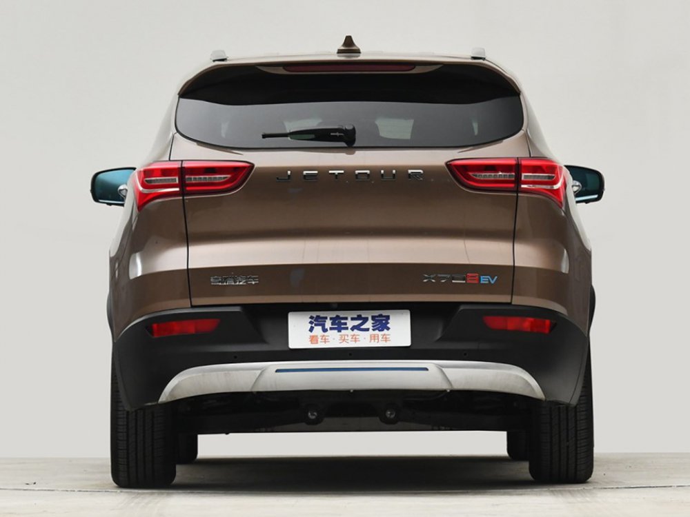 Jetour X70SEV 2025 - фото в новом кузове, фото салона и интерьера