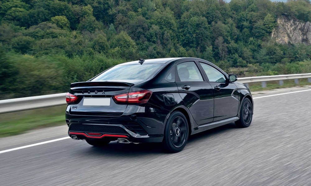 LADA Vesta Sportline 2025 - фото в новом кузове, фото салона и интерьера