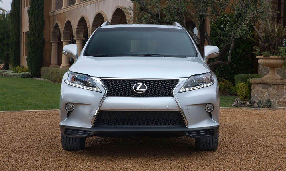 Lexus RX 270 2022: фото в новом кузове, фото салона и интерьера