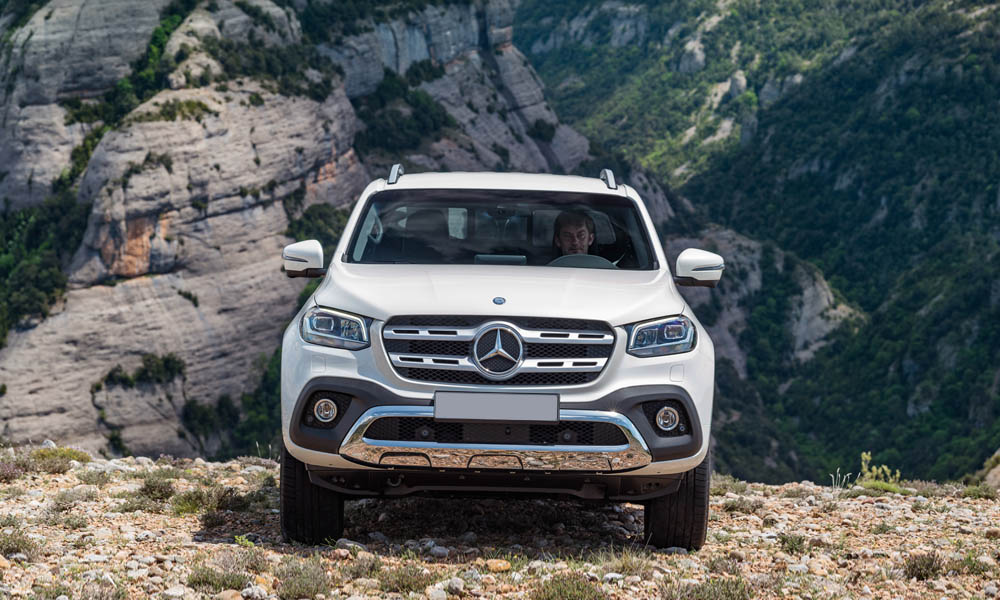 Mercedes-Benz X-Class 2023 - фото в новом кузове, фото салона и интерьера