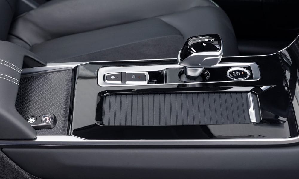 Москвич 6 2026 - фото в новом кузове, фото салона и интерьера