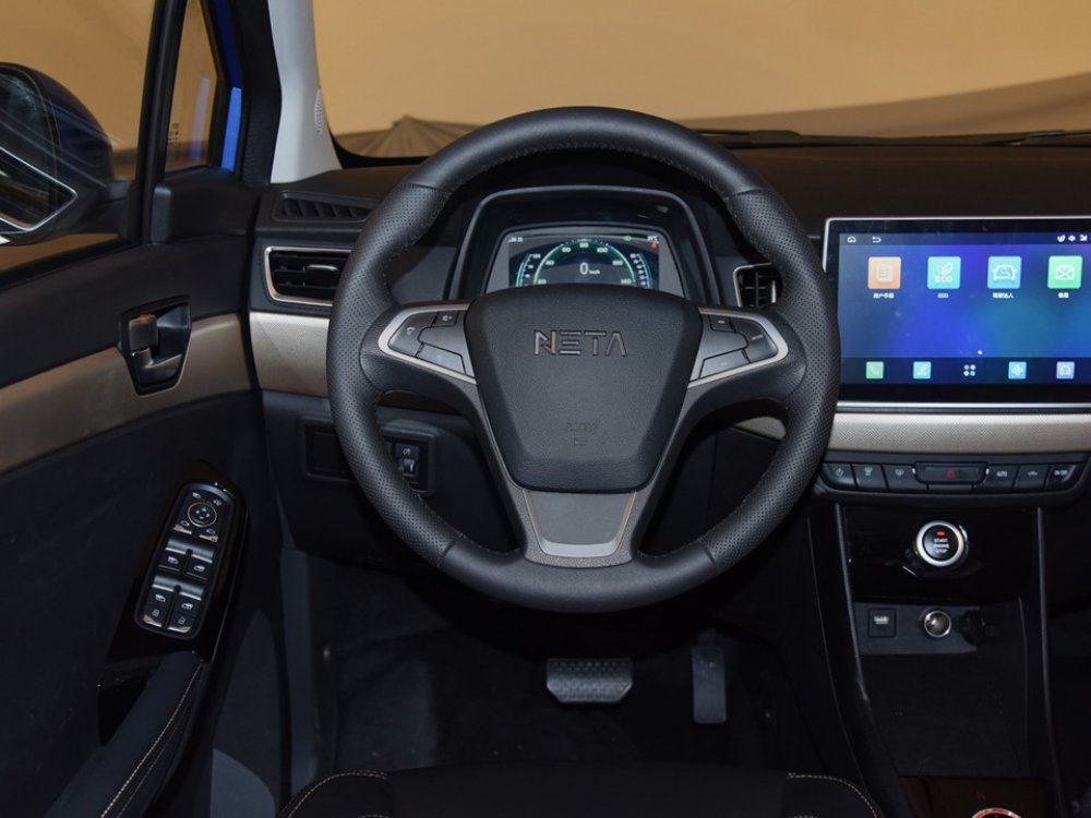 Neta N01 2025 - фото в новом кузове, фото салона и интерьера