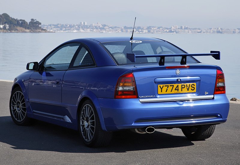 Vauxhall Astra Coupe 888 Turbo 2002: характеристики, цена, фото