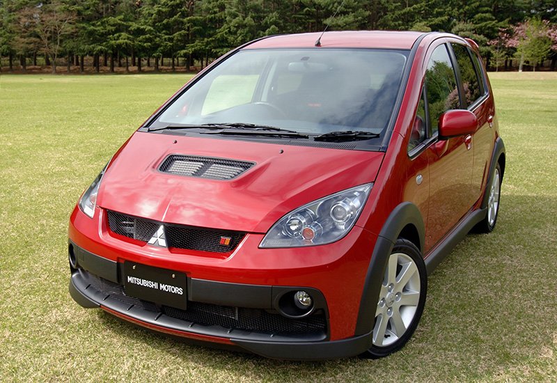Mitsubishi Colt Ralliart Version-R 2008: характеристики, цена, фото