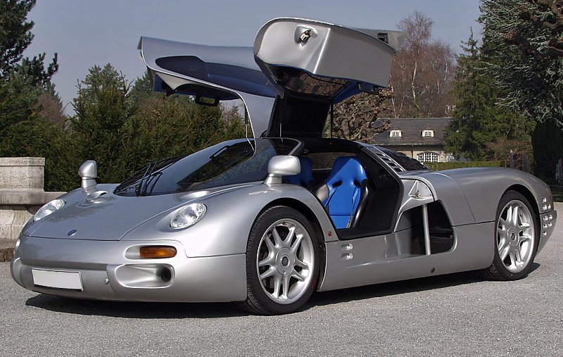 Isdera Commendatore 112i 1993: характеристики, цена, фото