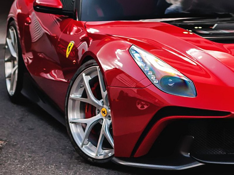 Ferrari F12 TRS 2014: характеристики, цена, фото