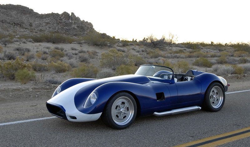 Lucra LC470 2010: характеристики, цена, фото