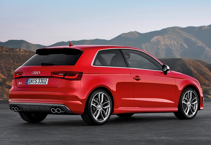Audi S3 (8V) 2013: характеристики, цена, фото