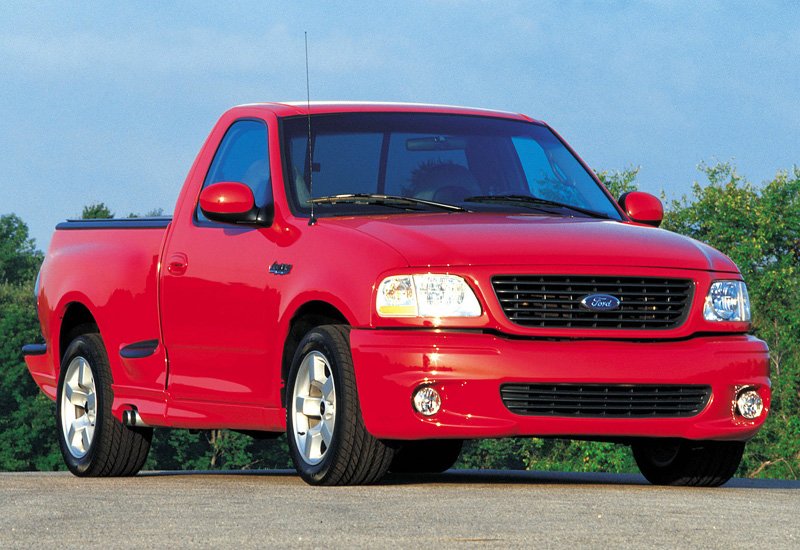 Ford SVT F-150 Lightning 1999: характеристики, цена, фото