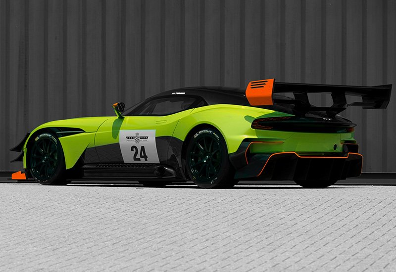 Aston Martin Vulcan AMR Pro 2018: характеристики, цена, фото